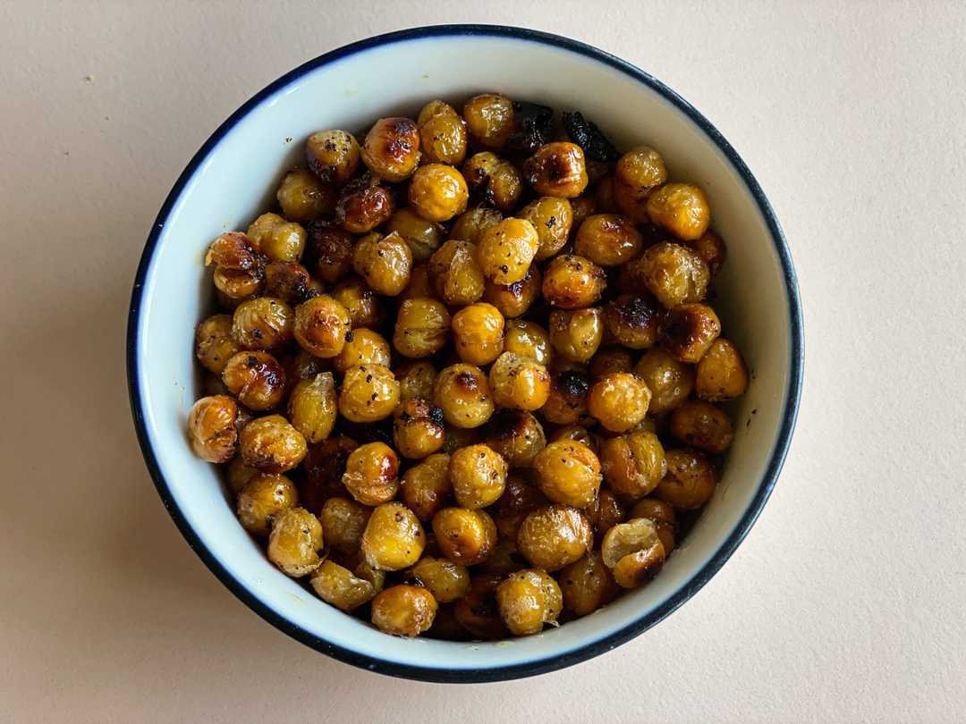 Roasted Chickpeas (Two Ways)
